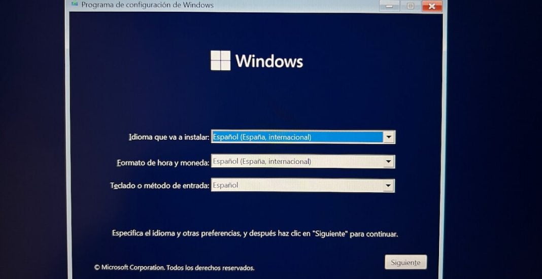 Cómo instalar Windows 11 desde un USB | Microsofters
